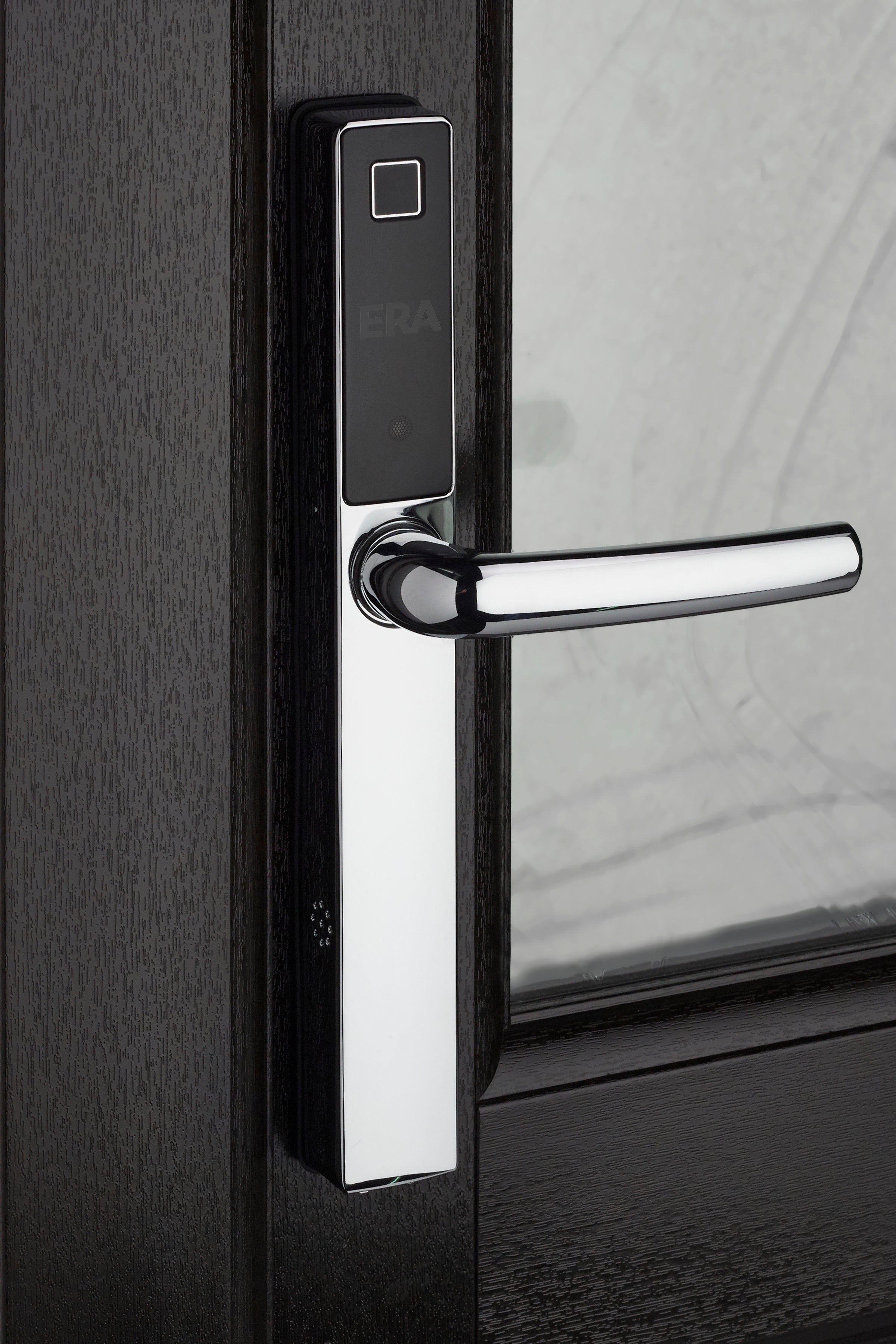 Smart Universal Door Handle – ERA Protect